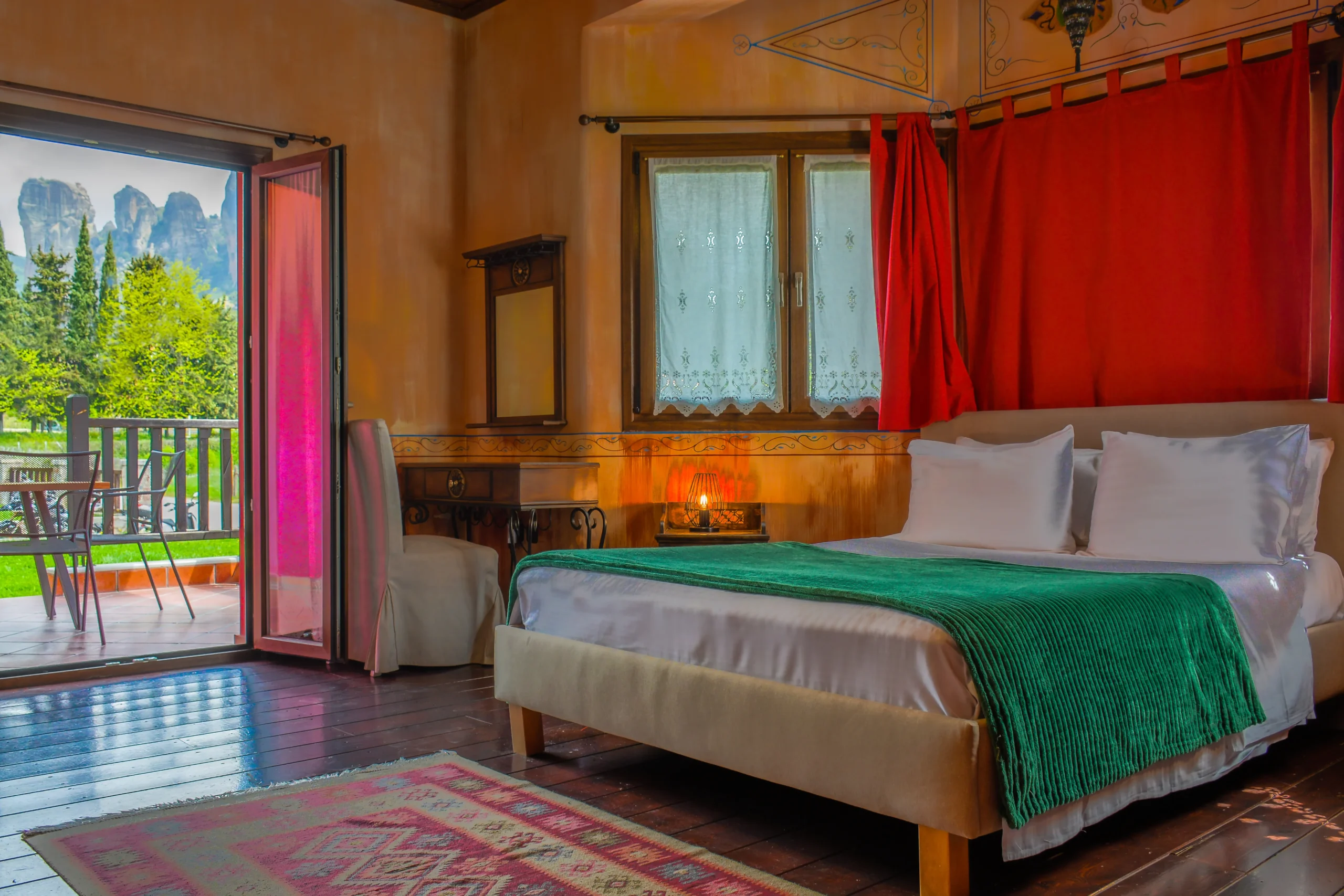 Double Room with Meteora View - Monastiri Guesthouse